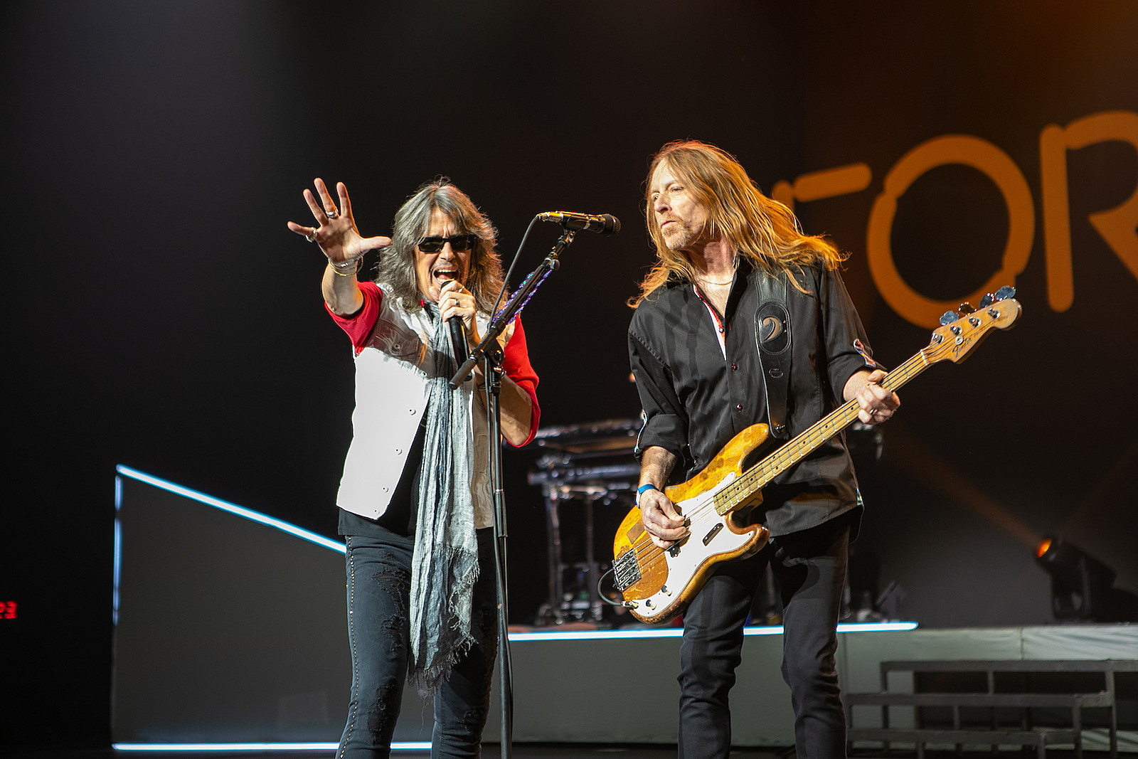 Jeff Pilson of Foreigner Talks Tour, Rock Hall of Fame, Side Projects ...