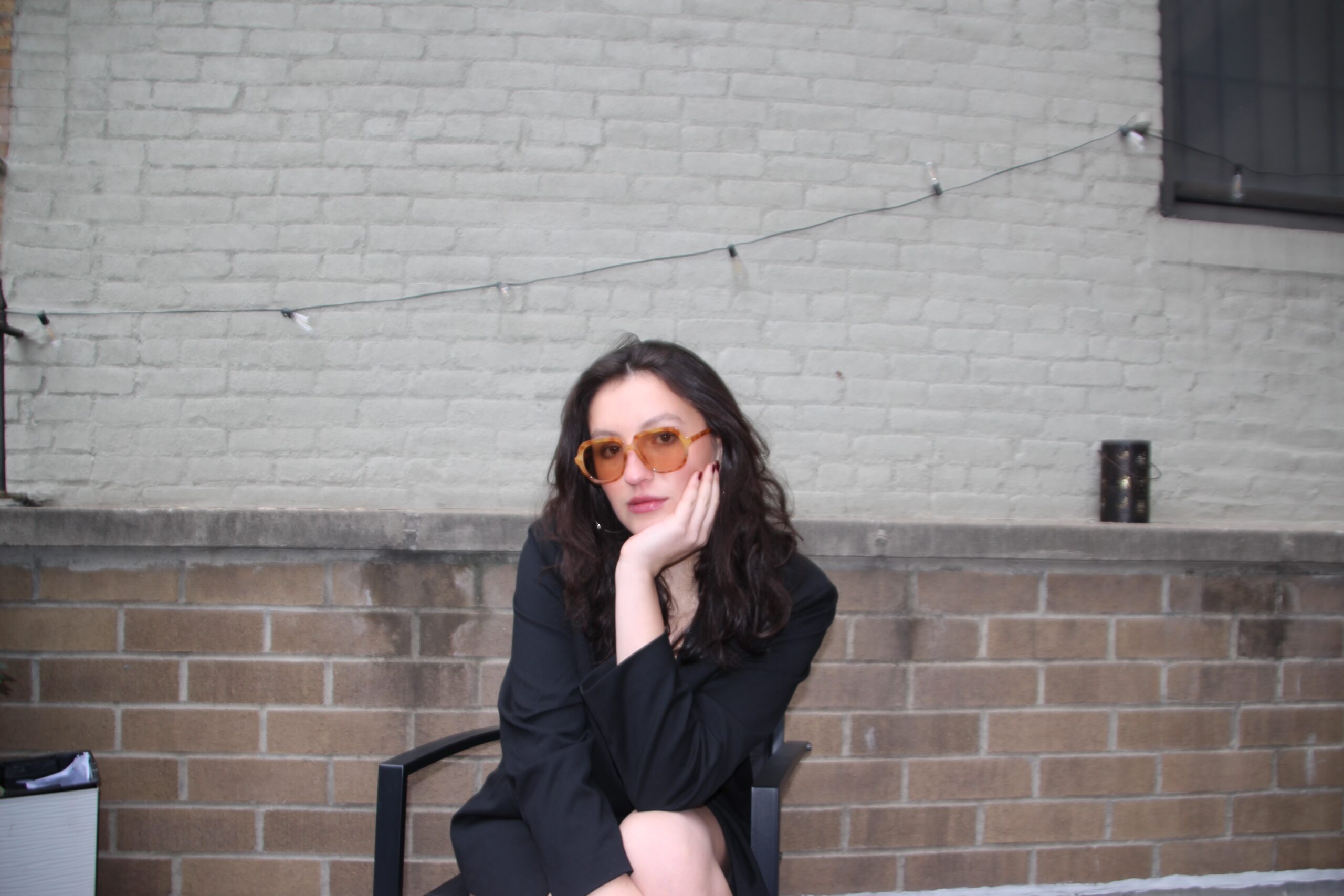 Jess Yaffa Unveils "In The Key Of Chaos" From Debut Album 'Thoughts ...