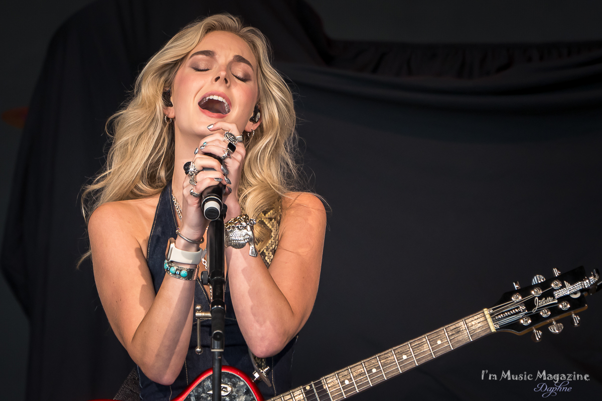 Karley Scott Collins Shines While On Tour in Charlotte - IMM